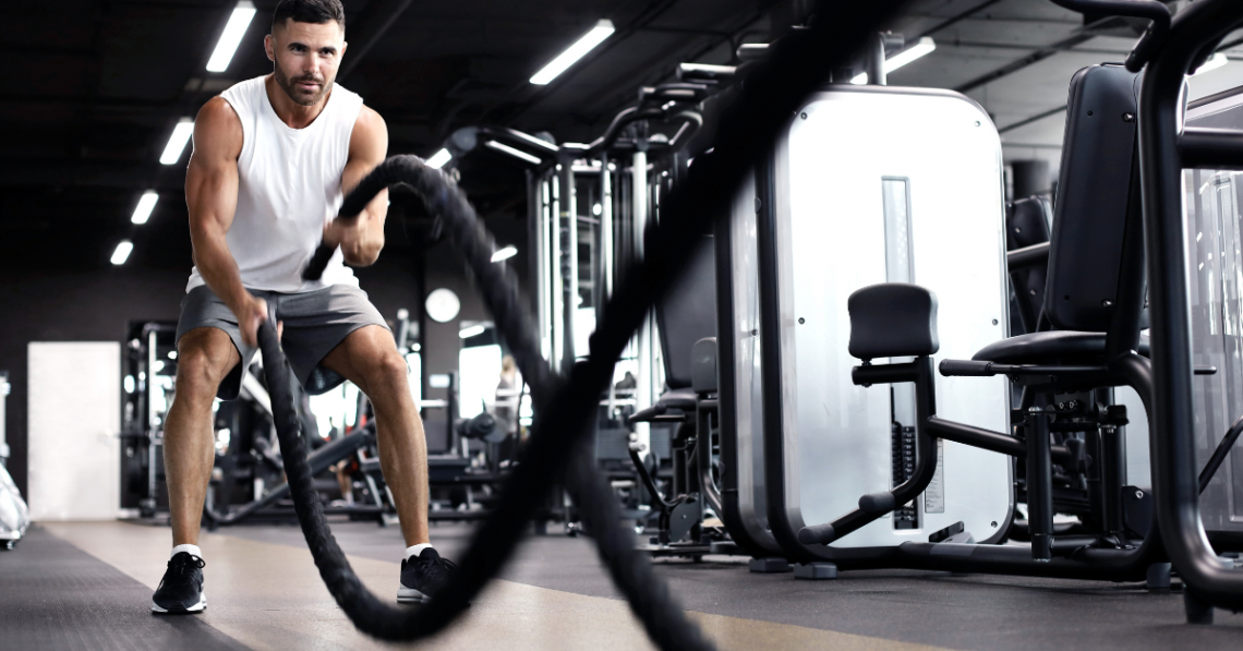 Battle rope: cos'è e come eseguirla correttamente - CrossMAG