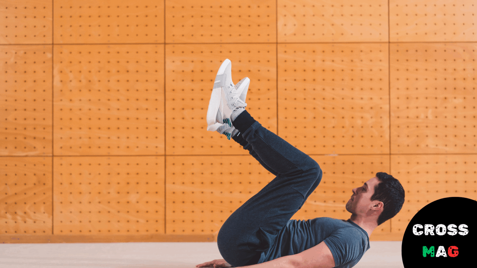 Reverse Crunch: l’esercizio definitivo per addominali bassi scolpiti ...